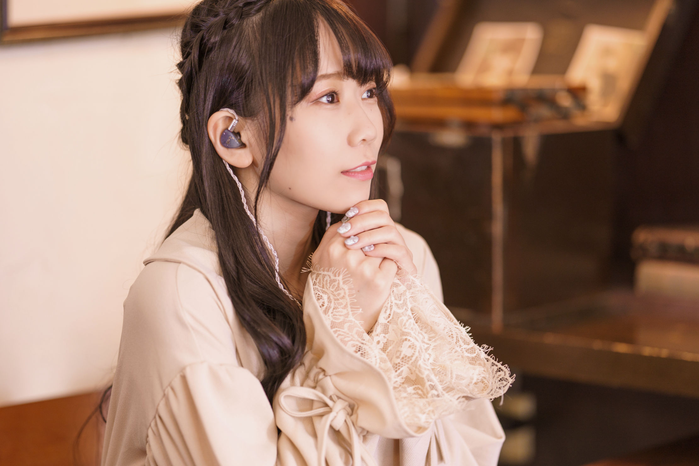 QoA Vesper RubyRed 公式アンバサダー 水湊いづきさんスペシャルインタビュー